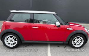 Sarkans MINI Cooper 2007 Tallina, ar dzinēja tilpumu 1.60 L un nobraukumu 169 tūkst. km par 3999 €, foto 11 vietnē AUTOMOTO.COM.LV