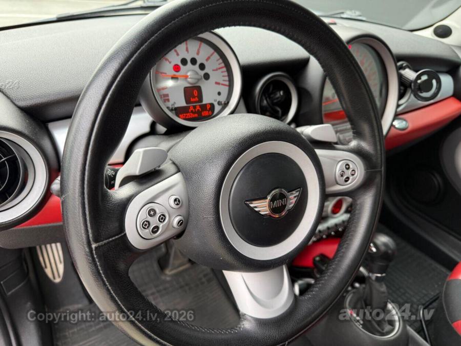 Sarkans MINI Cooper 2007 Tallina, ar dzinēja tilpumu 1.60 L un nobraukumu 169 tūkst. km par 3999 €, foto 16 vietnē AUTOMOTO.COM.LV