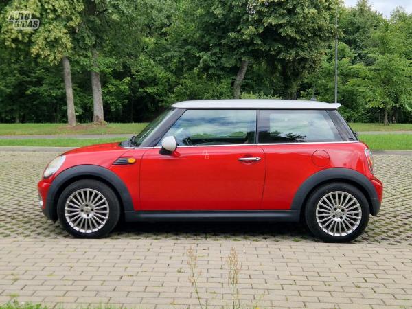 Red MINI Cooper 2007 in Kaunas, with an engine capacity of 1.60 L and mileage of 158 thousand km for 2500 €, photo 6 on AUTOMOTO.COM.LV