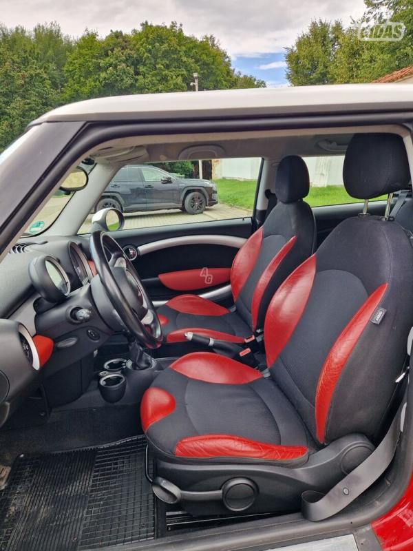 Red MINI Cooper 2007 in Kaunas, with an engine capacity of 1.60 L and mileage of 158 thousand km for 2500 €, photo 9 on AUTOMOTO.COM.LV