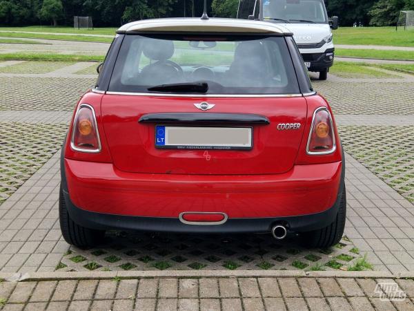 Red MINI Cooper 2007 in Kaunas, with an engine capacity of 1.60 L and mileage of 158 thousand km for 2500 €, photo 10 on AUTOMOTO.COM.LV