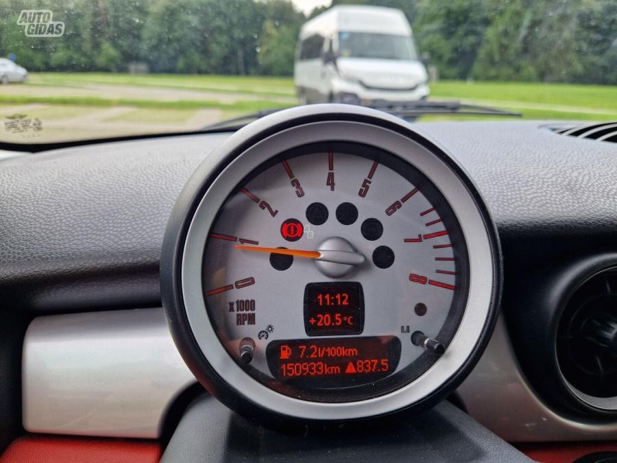 Red MINI Cooper 2007 in Kaunas, with an engine capacity of 1.60 L and mileage of 158 thousand km for 2500 €, photo 14 on AUTOMOTO.COM.LV