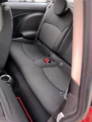Red MINI Cooper 2007 in Taurage, with an engine capacity of 1.60 L and mileage of 210 thousand km for 2450 €, photo 17 on AUTOMOTO.COM.LV