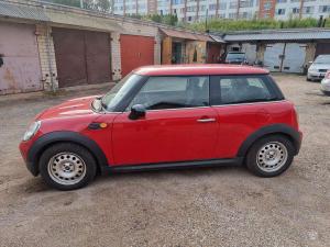 Sarkans MINI Cooper 2007 Alīta, ar dzinēja tilpumu 1.40 L un nobraukumu 192 tūkst. km par 2170 €, foto 3 vietnē AUTOMOTO.COM.LV