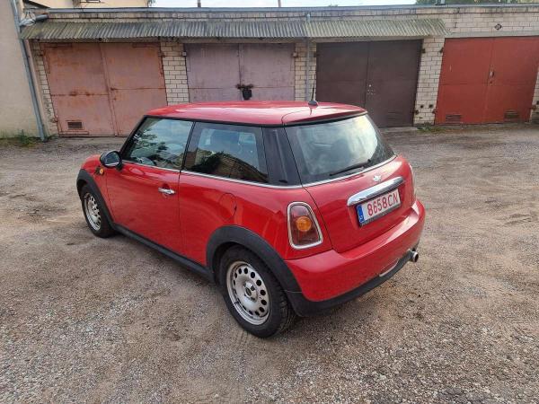 Sarkans MINI Cooper 2007 Alīta, ar dzinēja tilpumu 1.40 L un nobraukumu 192 tūkst. km par 2170 €, foto 5 vietnē AUTOMOTO.COM.LV
