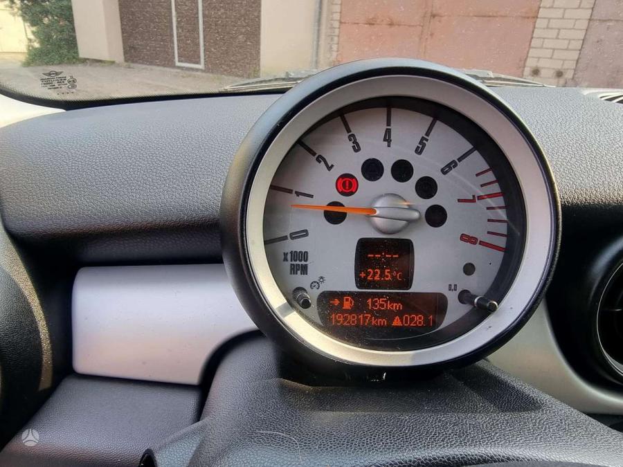 Sarkans MINI Cooper 2007 Alīta, ar dzinēja tilpumu 1.40 L un nobraukumu 192 tūkst. km par 2170 €, foto 14 vietnē AUTOMOTO.COM.LV