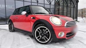 Red MINI Cooper 2008 in Vilnius, with an engine capacity of 1.60 L and mileage of 252 thousand km for 3900 €, photo 3 on AUTOMOTO.COM.LV