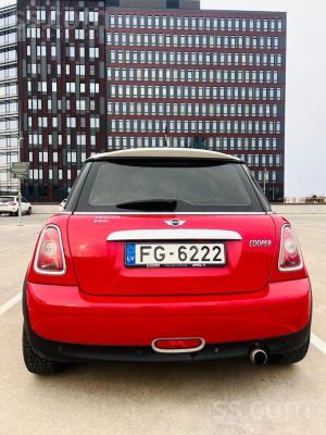 Sarkans MINI Cooper 2008 Rīga, ar dzinēja tilpumu 1.60 L un nobraukumu 215 tūkst. km par 3350 €, foto 4 vietnē AUTOMOTO.COM.LV