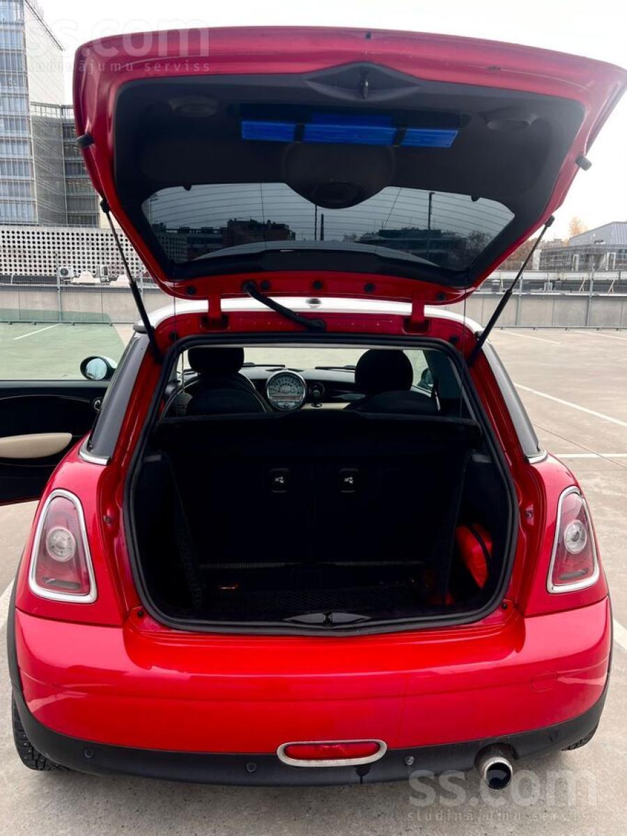 Sarkans MINI Cooper 2008 Rīga, ar dzinēja tilpumu 1.60 L un nobraukumu 215 tūkst. km par 3350 €, foto 5 vietnē AUTOMOTO.COM.LV
