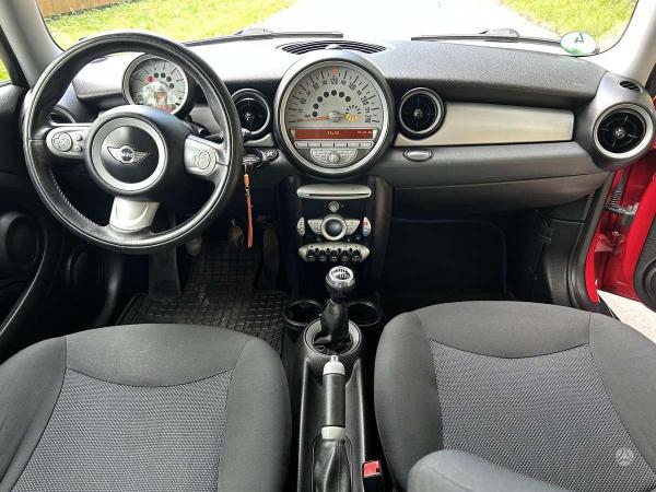 Sarkans MINI Cooper 2008 Vilkaviškis, ar dzinēja tilpumu 1.60 L un nobraukumu 216 tūkst. km par 2650 €, foto 6 vietnē AUTOMOTO.COM.LV
