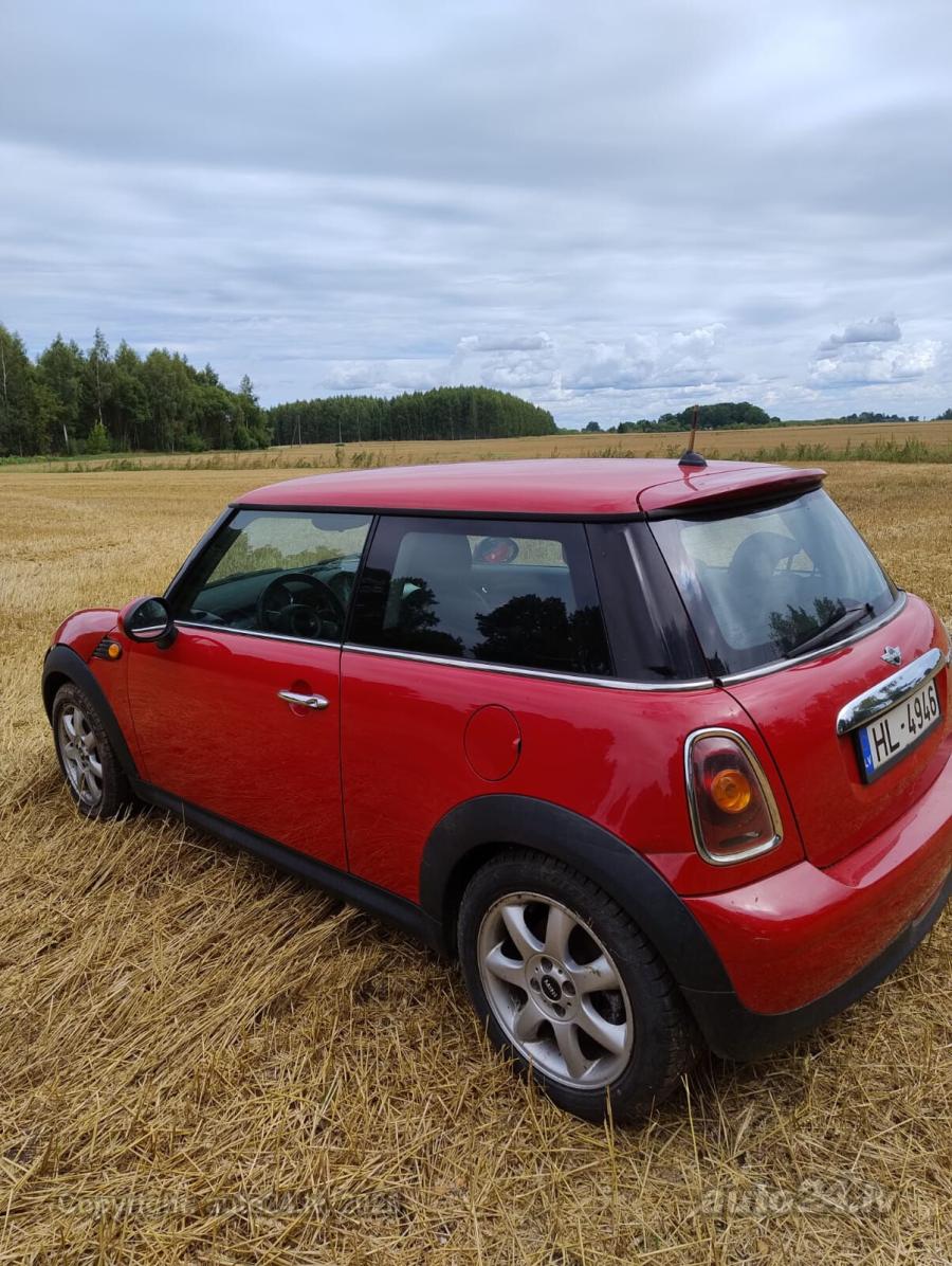 Red MINI Cooper 2008 in Tukums, with an engine capacity of 1.60 L and mileage of 150 thousand km for 1199 €, photo 5 on AUTOMOTO.COM.LV