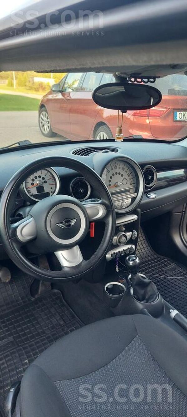 Sarkans MINI Cooper 2008 Rīga, ar dzinēja tilpumu 1.60 L un nobraukumu 199 tūkst. km par 2500 €, foto 9 vietnē AUTOMOTO.COM.LV