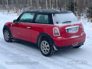 Sarkans MINI Cooper 2009 Tartu, ar dzinēja tilpumu 1.60 L un nobraukumu 129 tūkst. km par 2600 €, foto 4 vietnē AUTOMOTO.COM.LV