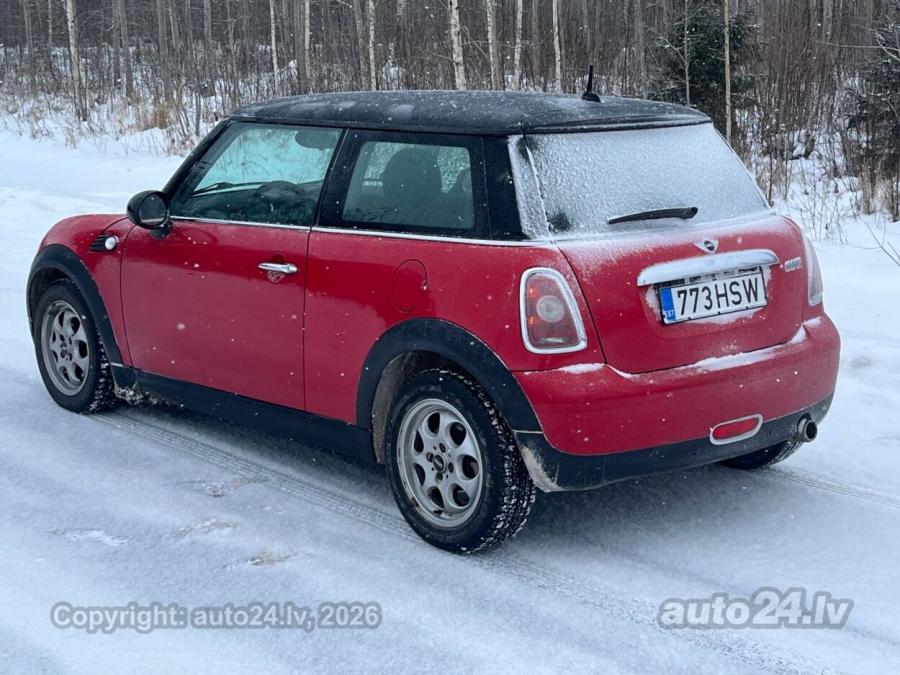 Sarkans MINI Cooper 2009 Tartu, ar dzinēja tilpumu 1.60 L un nobraukumu 129 tūkst. km par 2600 €, foto 4 vietnē AUTOMOTO.COM.LV