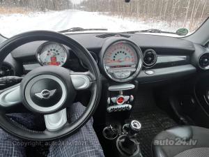 Sarkans MINI Cooper 2009 Tartu, ar dzinēja tilpumu 1.60 L un nobraukumu 129 tūkst. km par 2600 €, foto 5 vietnē AUTOMOTO.COM.LV