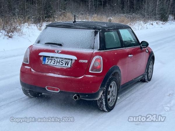 Sarkans MINI Cooper 2009 Tartu, ar dzinēja tilpumu 1.60 L un nobraukumu 129 tūkst. km par 2600 €, foto 3 vietnē AUTOMOTO.COM.LV