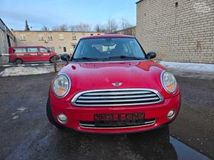 Sarkans MINI Cooper 2009 Širvintos, ar dzinēja tilpumu 1.40 L un nobraukumu 190 tūkst. km par 2850 €, foto  vietnē AUTOMOTO.COM.LV