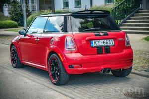 Sarkans MINI Cooper 2009 Rīga, ar dzinēja tilpumu 1.60 L un nobraukumu 134 tūkst. km par 3990 €, foto 7 vietnē AUTOMOTO.COM.LV