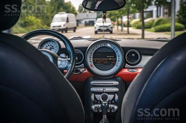 Sarkans MINI Cooper 2009 Rīga, ar dzinēja tilpumu 1.60 L un nobraukumu 134 tūkst. km par 3990 €, foto 8 vietnē AUTOMOTO.COM.LV