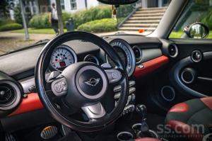 Sarkans MINI Cooper 2009 Rīga, ar dzinēja tilpumu 1.60 L un nobraukumu 134 tūkst. km par 3990 €, foto 10 vietnē AUTOMOTO.COM.LV