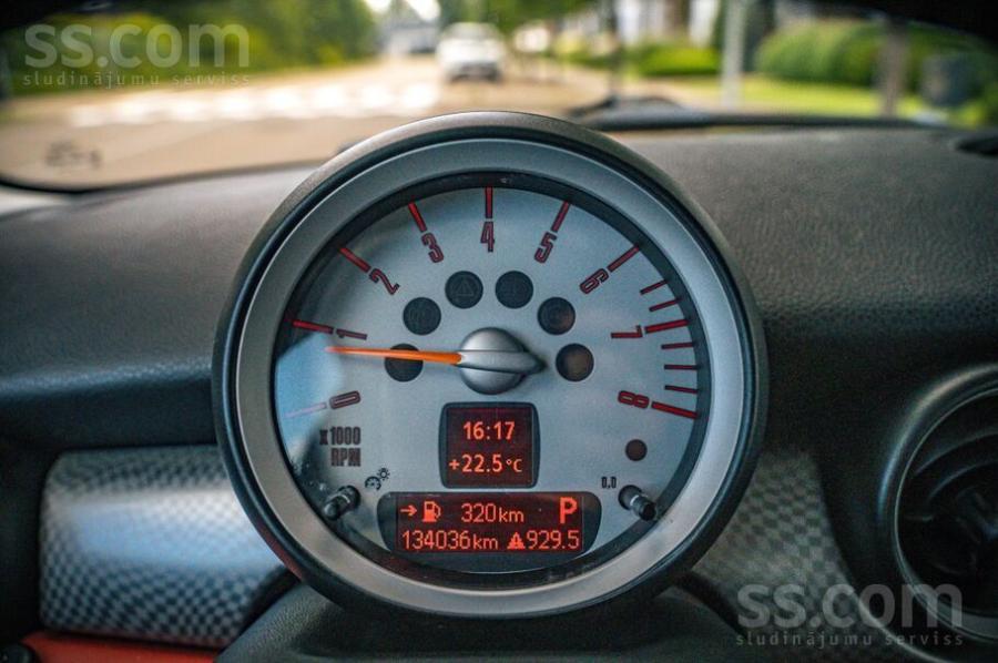 Sarkans MINI Cooper 2009 Rīga, ar dzinēja tilpumu 1.60 L un nobraukumu 134 tūkst. km par 3990 €, foto 23 vietnē AUTOMOTO.COM.LV