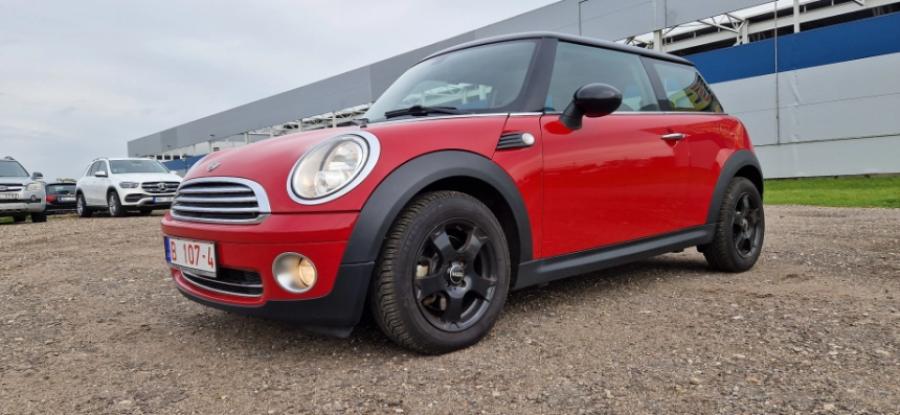 Sarkans MINI Cooper 2010 Rīga, ar dzinēja tilpumu 1.60 L un nobraukumu 173 tūkst. km par 5850 €, foto 1 vietnē AUTOMOTO.COM.LV