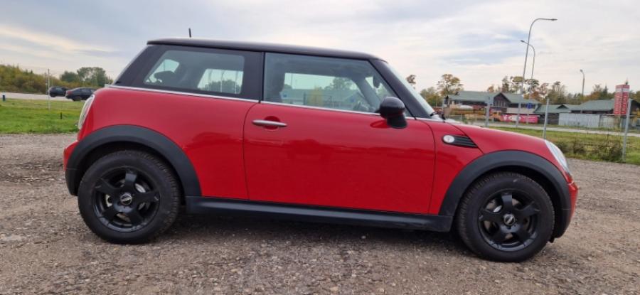 Sarkans MINI Cooper 2010 Rīga, ar dzinēja tilpumu 1.60 L un nobraukumu 173 tūkst. km par 5850 €, foto 26 vietnē AUTOMOTO.COM.LV
