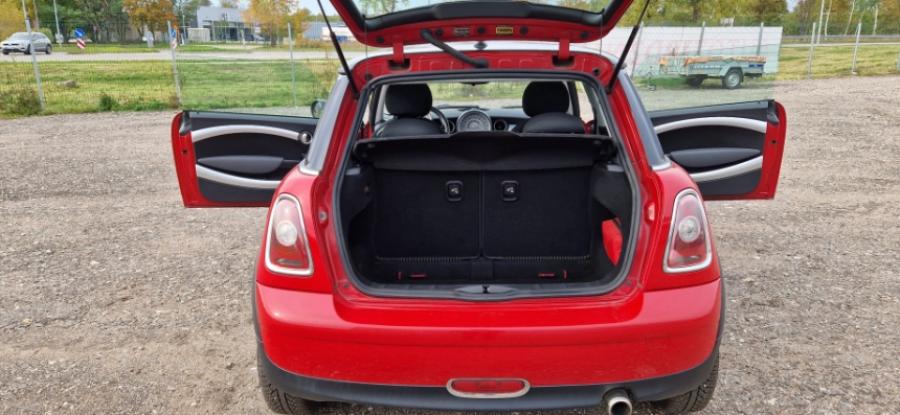 Sarkans MINI Cooper 2010 Rīga, ar dzinēja tilpumu 1.60 L un nobraukumu 173 tūkst. km par 5850 €, foto 35 vietnē AUTOMOTO.COM.LV