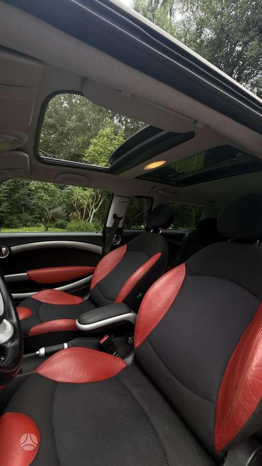 Sarkans MINI Cooper 2010 Viļņa, ar dzinēja tilpumu 1.60 L un nobraukumu 200 tūkst. km par 3950 €, foto 17 vietnē AUTOMOTO.COM.LV
