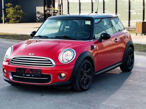 Sarkans MINI Cooper 2011 Šauļi, ar dzinēja tilpumu 1.60 L un nobraukumu 207 tūkst. km par 3950 €, foto  vietnē AUTOMOTO.COM.LV