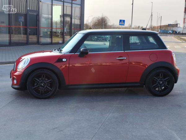 Sarkans MINI Cooper 2011 Šauļi, ar dzinēja tilpumu 1.60 L un nobraukumu 207 tūkst. km par 3950 €, foto 3 vietnē AUTOMOTO.COM.LV