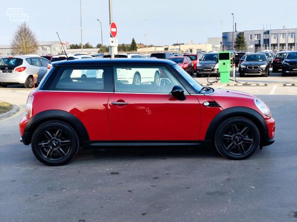 Sarkans MINI Cooper 2011 Šauļi, ar dzinēja tilpumu 1.60 L un nobraukumu 207 tūkst. km par 3950 €, foto 7 vietnē AUTOMOTO.COM.LV
