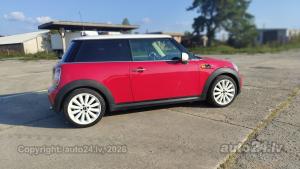 Red MINI Cooper 2011 in Tallinn, with an engine capacity of 1.60 L and mileage of 268 thousand km for 4600 €, photo 4 on AUTOMOTO.COM.LV