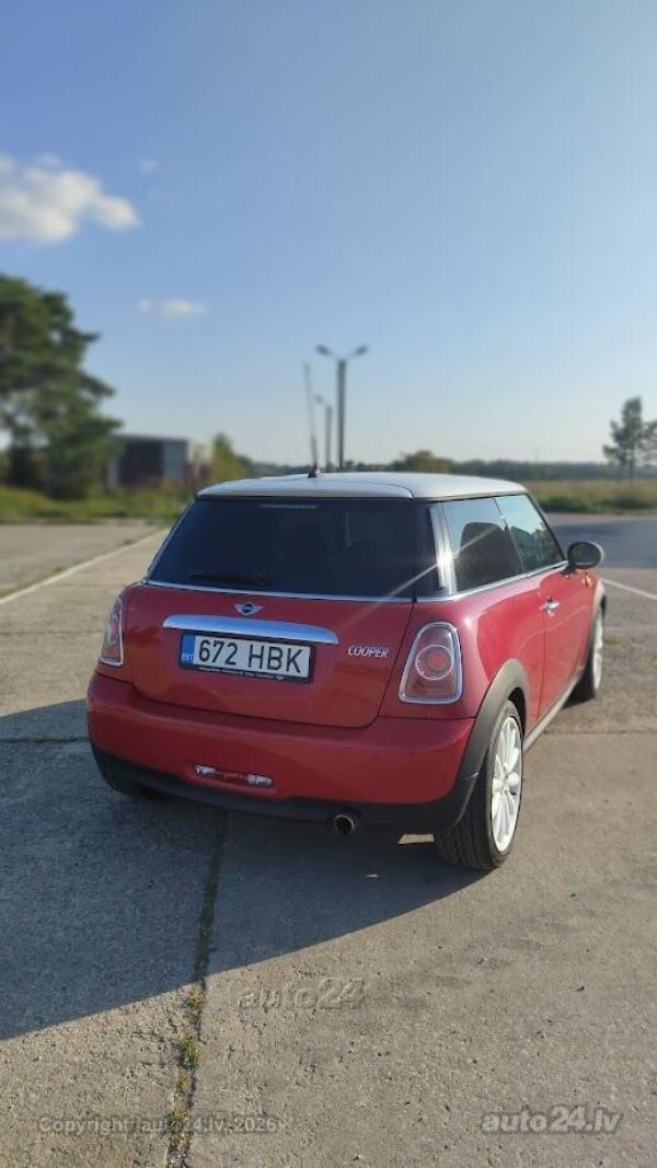Sarkans MINI Cooper 2011 Tallina, ar dzinēja tilpumu 1.60 L un nobraukumu 268 tūkst. km par 4600 €, foto 4 vietnē AUTOMOTO.COM.LV