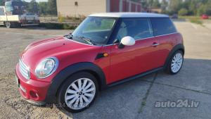 Red MINI Cooper 2011 in Tallinn, with an engine capacity of 1.60 L and mileage of 268 thousand km for 4600 €, photo 7 on AUTOMOTO.COM.LV