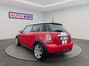 Sarkans MINI Cooper 2013 Viļņa, ar dzinēja tilpumu 1.60 L un nobraukumu 100 tūkst. km par 5999 €, foto 3 vietnē AUTOMOTO.COM.LV