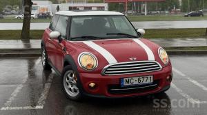 Sarkans MINI Cooper 2013 Rīga, ar dzinēja tilpumu 1.60 L un nobraukumu 108 tūkst. km par 4800 €, foto  vietnē AUTOMOTO.COM.LV