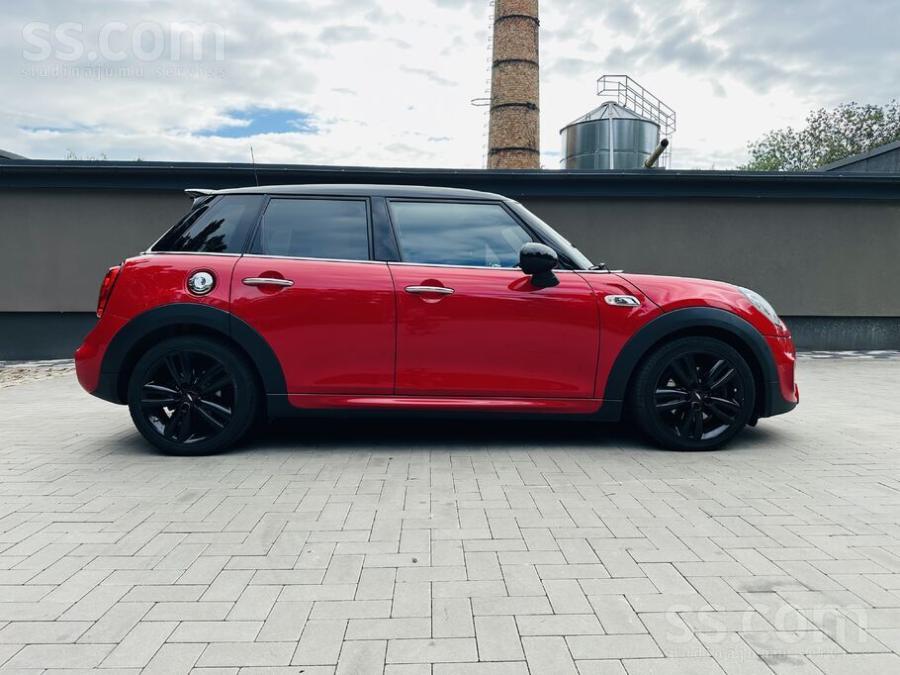Sarkans MINI Cooper 2016 Rīga, ar dzinēja tilpumu 2.00 L un nobraukumu 265 tūkst. km par 10799 €, foto 5 vietnē AUTOMOTO.COM.LV
