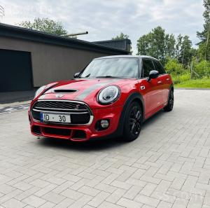 Sarkans MINI Cooper 2016 Rīga, ar dzinēja tilpumu 2.00 L un nobraukumu 265 tūkst. km par 10599 €, foto  vietnē AUTOMOTO.COM.LV