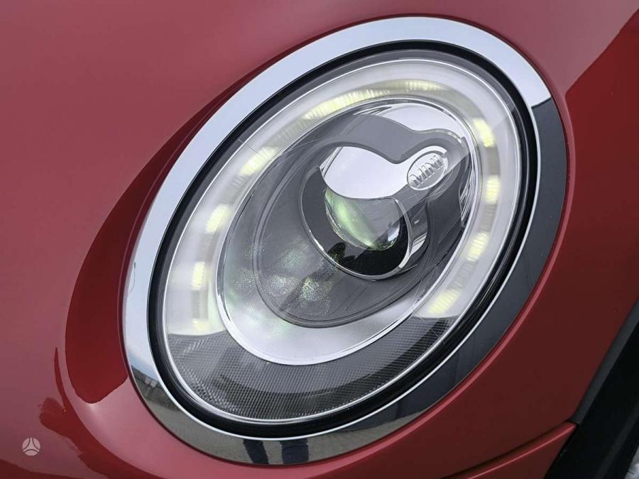 Red MINI Cooper 2016 in Siauliai, with an engine capacity of 1.50 L and mileage of 154 thousand km for 11150 €, photo 13 on AUTOMOTO.COM.LV
