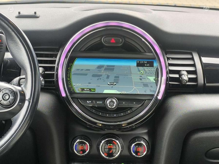 Red MINI Cooper 2016 in Siauliai, with an engine capacity of 1.50 L and mileage of 154 thousand km for 11150 €, photo 20 on AUTOMOTO.COM.LV