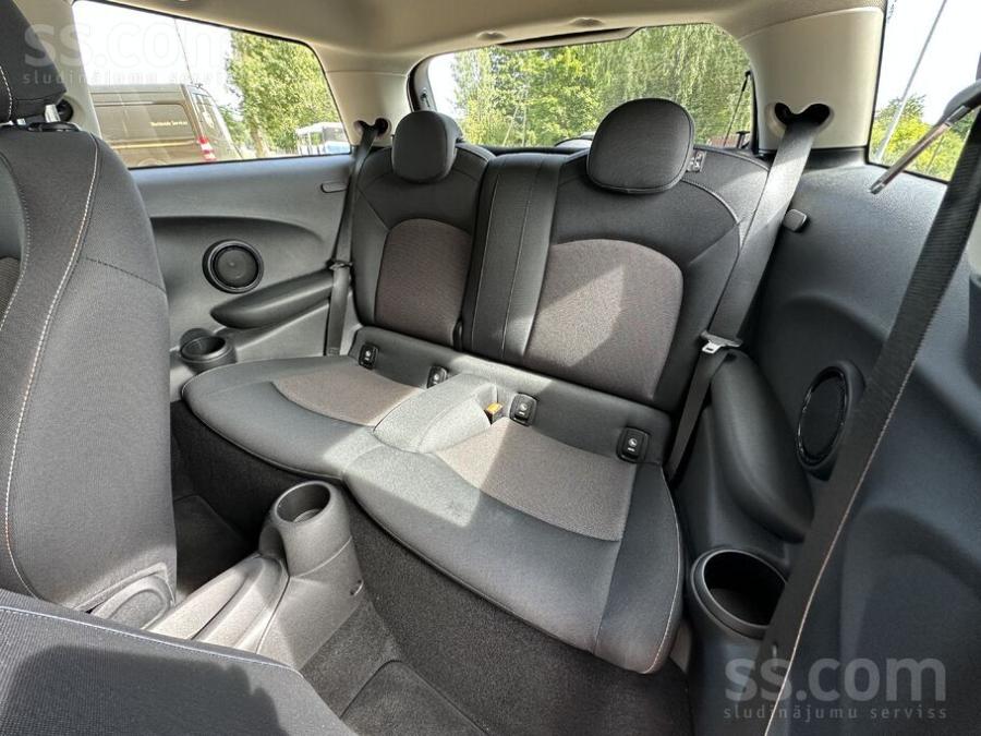 Sarkans MINI Cooper 2016 Rīga, ar dzinēja tilpumu 1.20 L un nobraukumu 99 tūkst. km par 8880 €, foto 16 vietnē AUTOMOTO.COM.LV