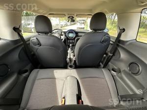 Sarkans MINI Cooper 2016 Rīga, ar dzinēja tilpumu 1.20 L un nobraukumu 99 tūkst. km par 8880 €, foto 18 vietnē AUTOMOTO.COM.LV