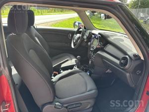 Sarkans MINI Cooper 2016 Rīga, ar dzinēja tilpumu 1.20 L un nobraukumu 99 tūkst. km par 8880 €, foto 20 vietnē AUTOMOTO.COM.LV
