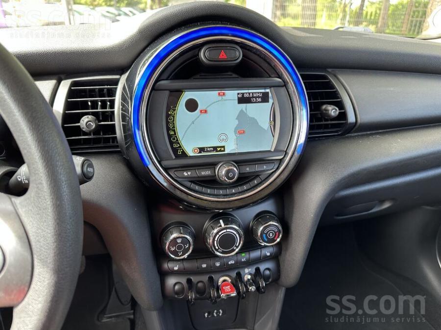 Sarkans MINI Cooper 2016 Rīga, ar dzinēja tilpumu 1.20 L un nobraukumu 99 tūkst. km par 8880 €, foto 25 vietnē AUTOMOTO.COM.LV