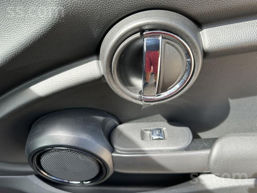 Sarkans MINI Cooper 2016 Rīga, ar dzinēja tilpumu 1.20 L un nobraukumu 99 tūkst. km par 8880 €, foto 33 vietnē AUTOMOTO.COM.LV