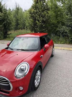 Sarkans MINI Cooper 2018 Klaipėda, ar dzinēja tilpumu 1.50 L un nobraukumu 53 tūkst. km par 13000 €, foto  vietnē AUTOMOTO.COM.LV