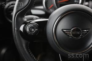 Red MINI Cooper 2019 in Riga, with an engine capacity of 1.50 L and mileage of 0 thousand km for 13990 €, photo 13 on AUTOMOTO.COM.LV