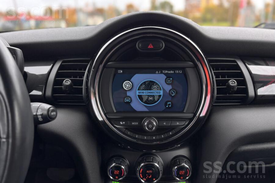 Red MINI Cooper 2019 in Riga, with an engine capacity of 1.50 L and mileage of 0 thousand km for 13990 €, photo 16 on AUTOMOTO.COM.LV