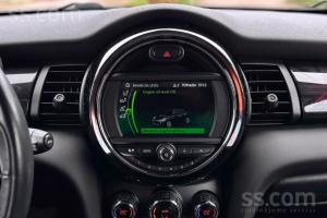 Red MINI Cooper 2019 in Riga, with an engine capacity of 1.50 L and mileage of 0 thousand km for 13990 €, photo 17 on AUTOMOTO.COM.LV